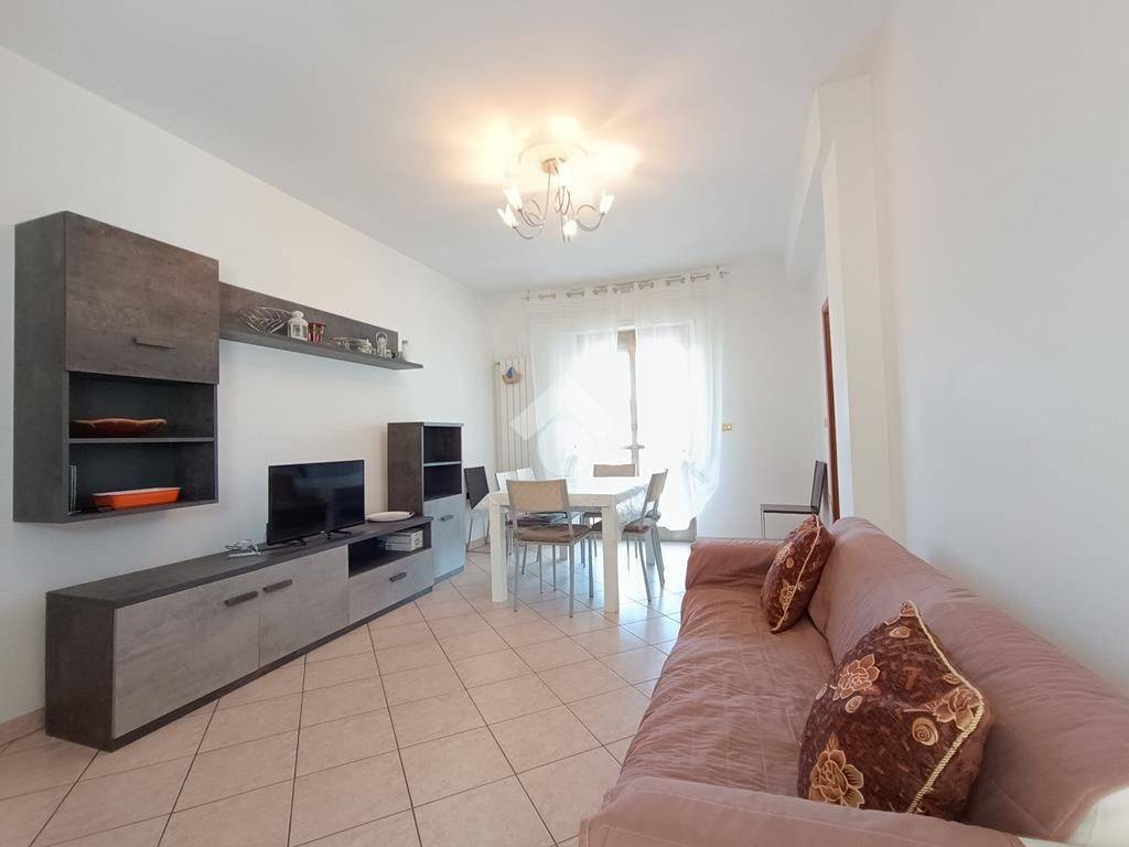 Quadrilocale via L. Filiani 116, Centro, Pineto