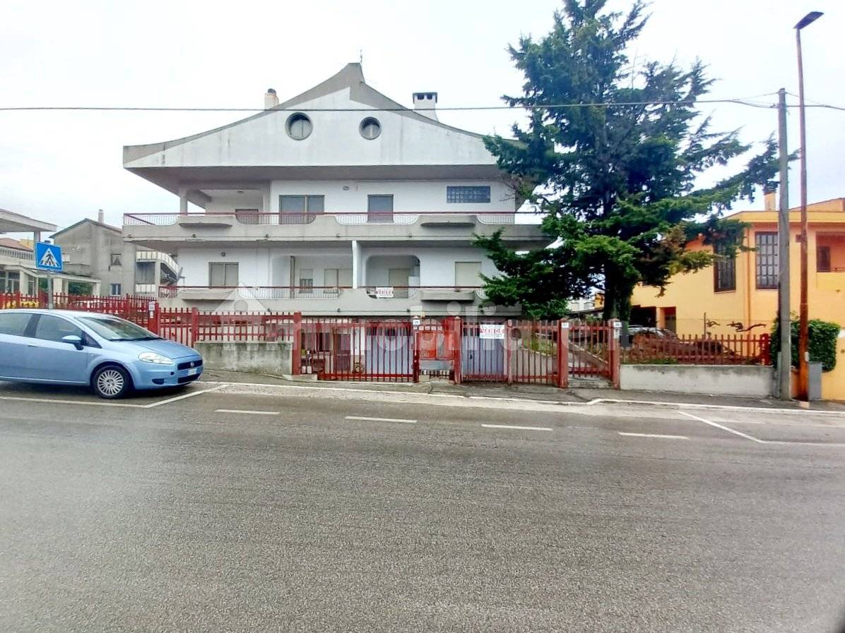 Trilocale via Marchesi Battiloro, Petacciato