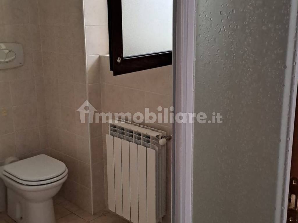 Vendita Appartamento in via Fratelli Gamba. Dossena. Buono stato, primo ...