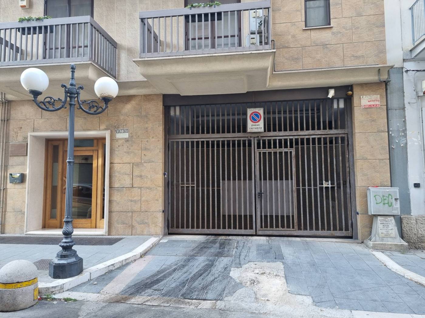 Garage - Box in Vendita