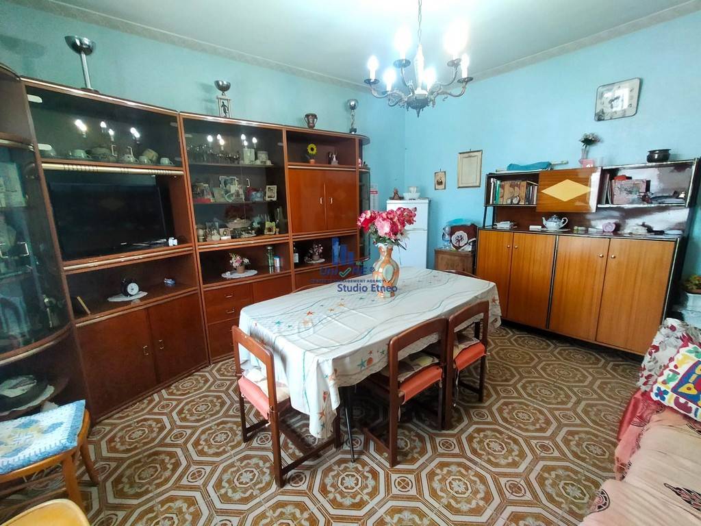 Trilocale viale Lorenzo Bolano, Garibaldi - Nesima, Catania