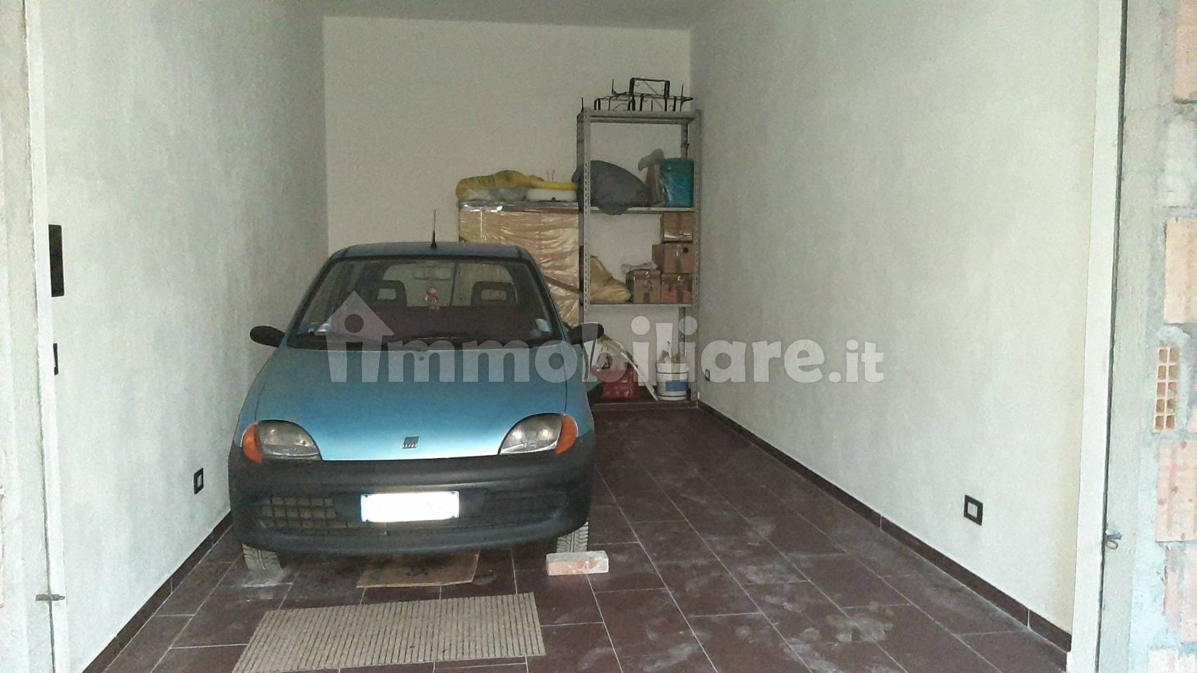 Garage - Box in Vendita