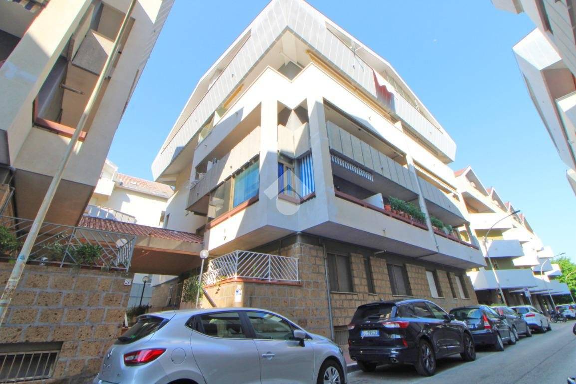 Trilocale viale Canto Novo 24, Centro, Francavilla al Mare