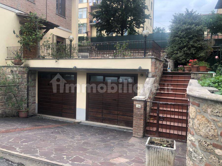 Appartamento buono stato, piano terra, Centro, Chiusi