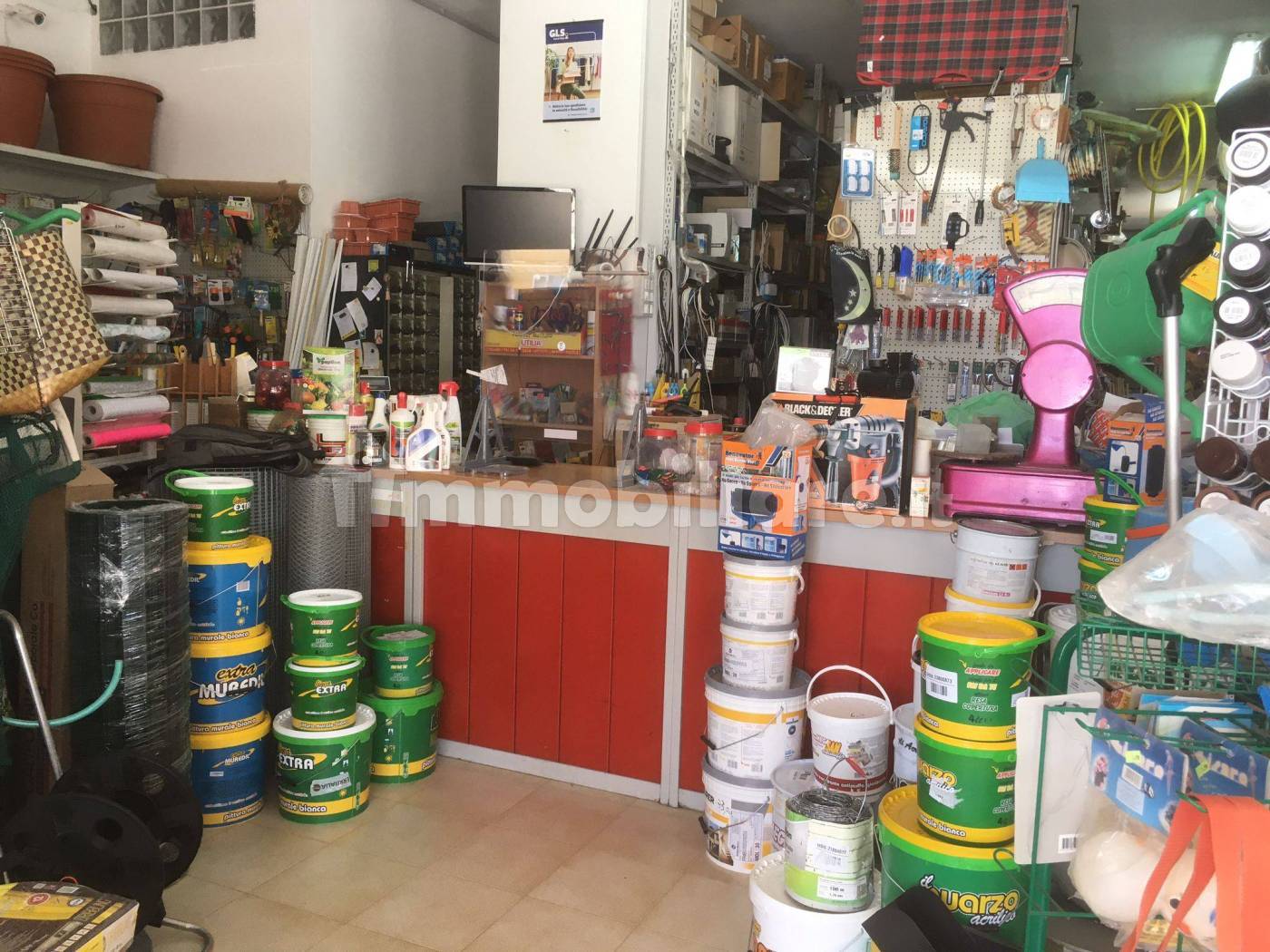 Ferramenta - Bricolage in Vendita