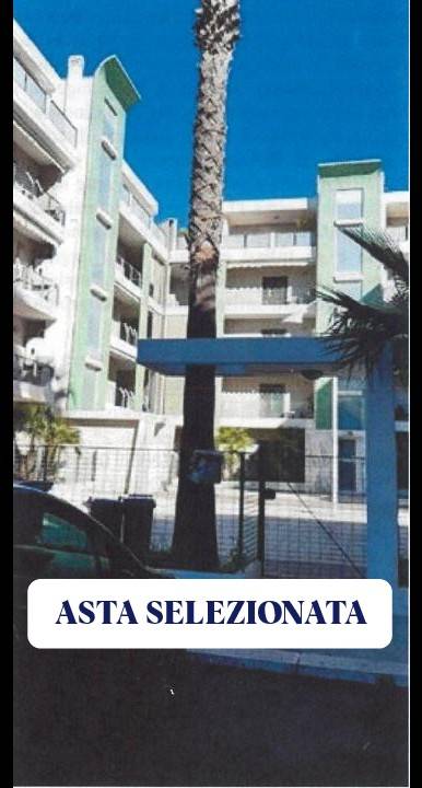 Appartamento all'asta via Giovanni Falcone, Canosa di Puglia