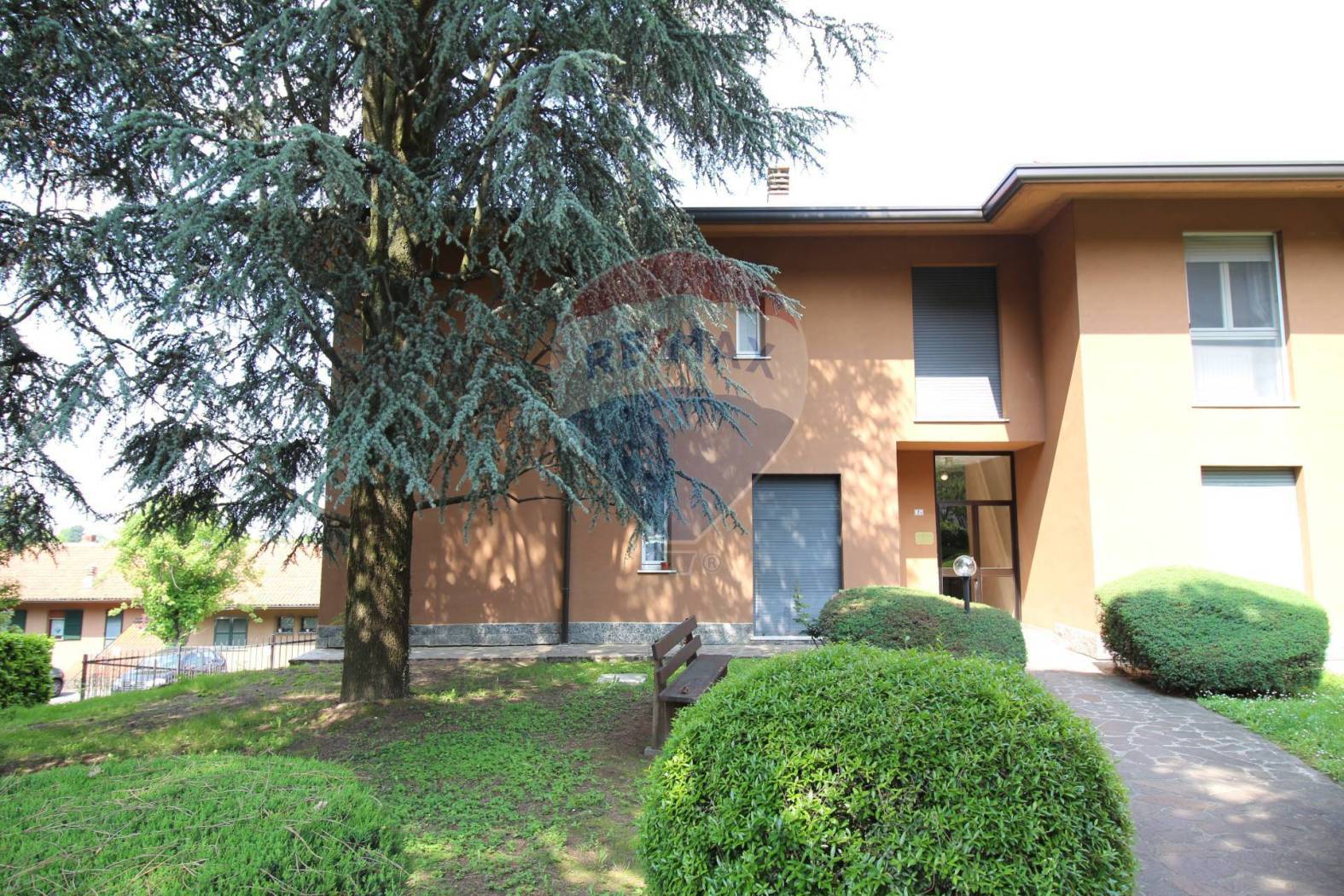 Trilocale via Roma 2, Centro, Barzanò