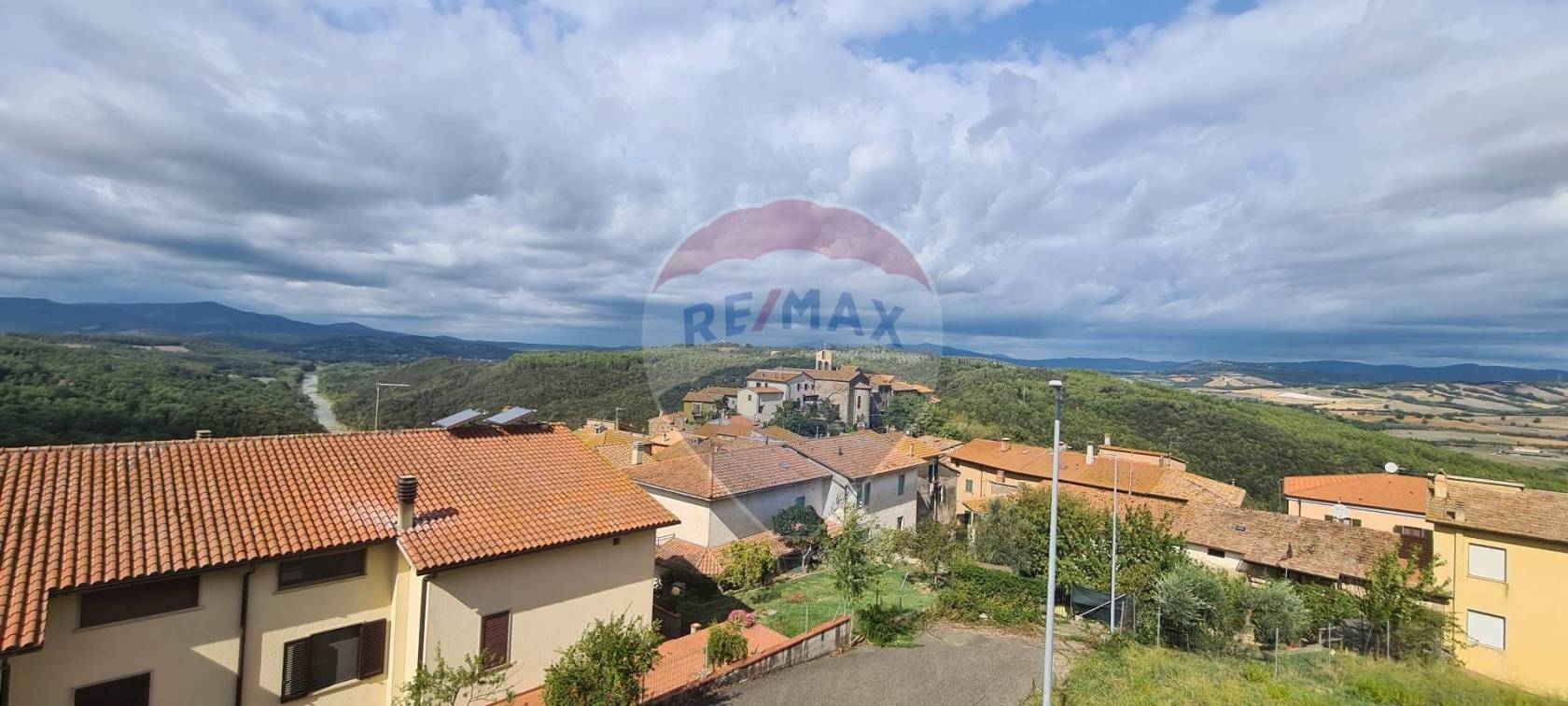 Quadrilocale buono stato, primo piano, Sasso D'Ombrone, Cinigiano