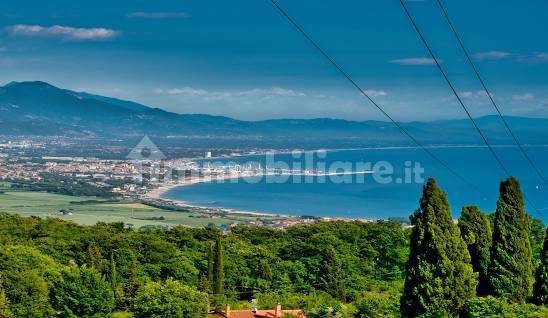 Trilocale nuovo, primo piano, Marina di Carrara, Carrara