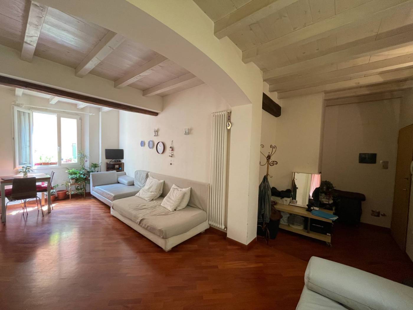 Quadrilocale ottimo stato, secondo piano, Castiglione - Tribunale, Bologna