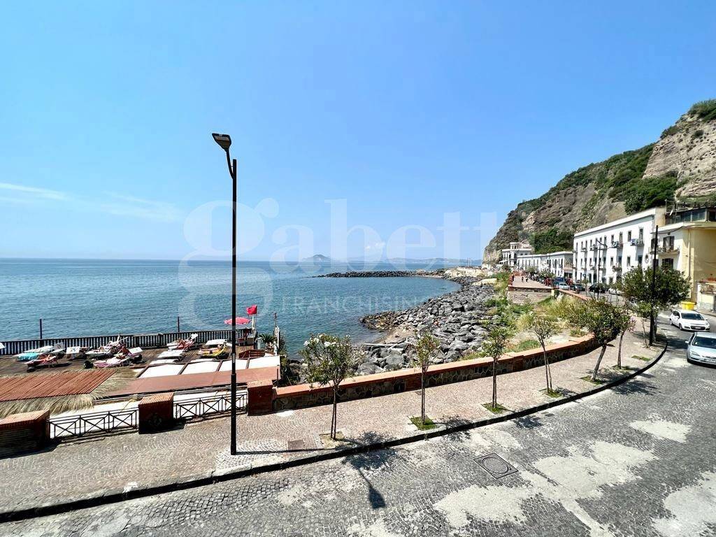 Appartamento via napoli, Lungomare, Pozzuoli