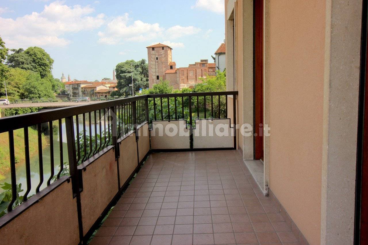 Trilocale viale Trento 36, Piscine - San Paolo, Vicenza