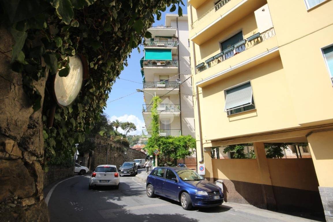 Quadrilocale via Galileo Galilei 36, Corso degli Inglesi, Sanremo
