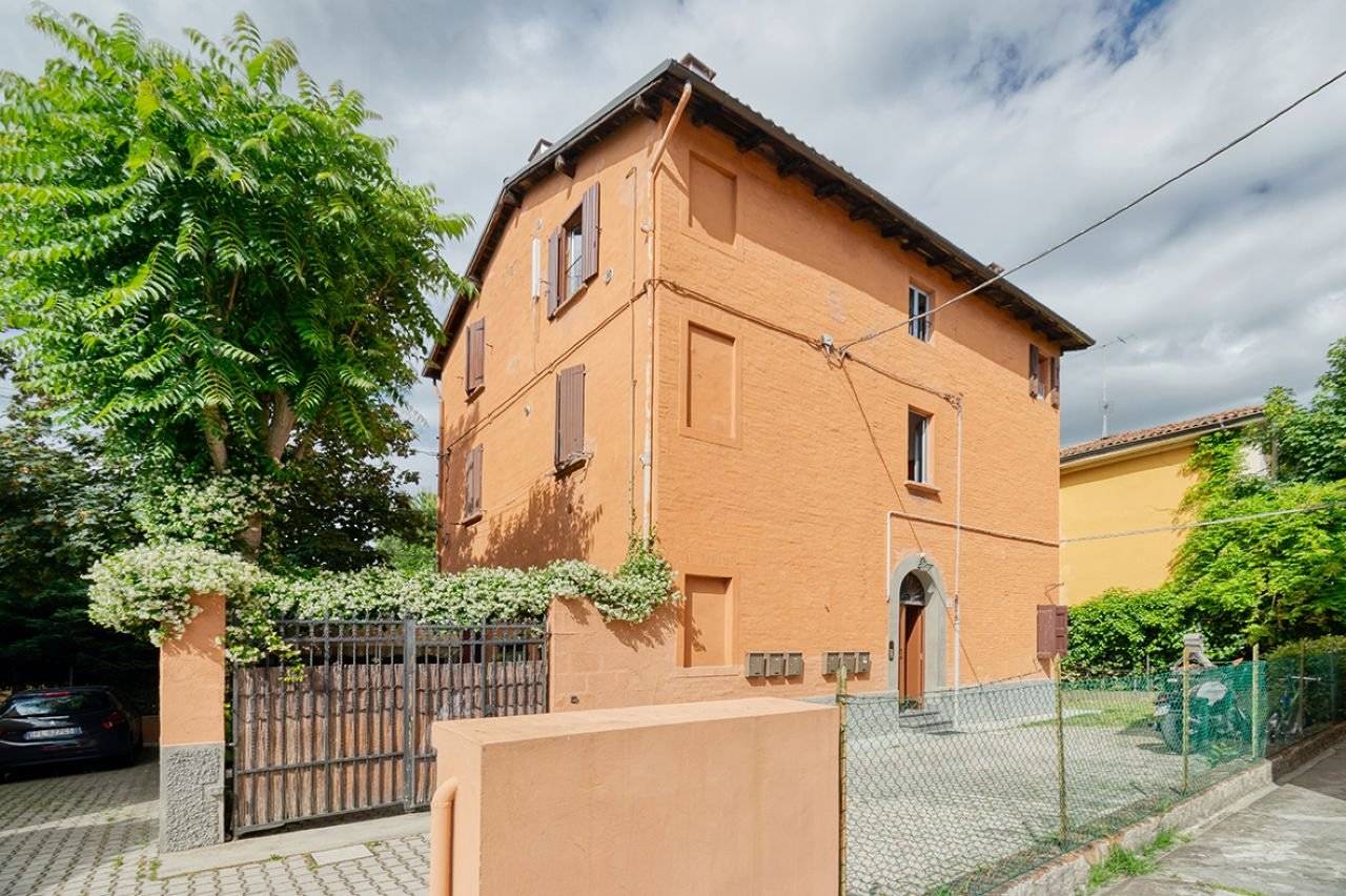 Bilocale via Guelfa 46, Massarenti, Bologna