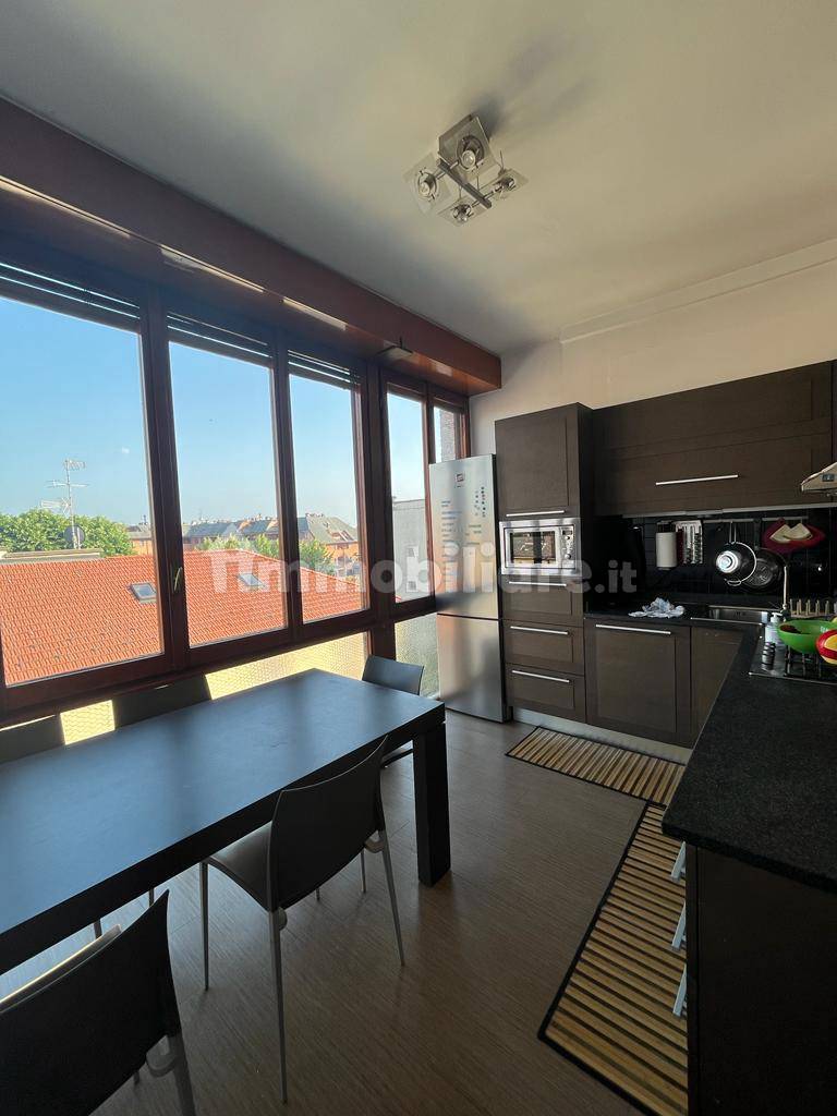 Quadrilocale via Felice Caronni 9, San Biagio, Monza