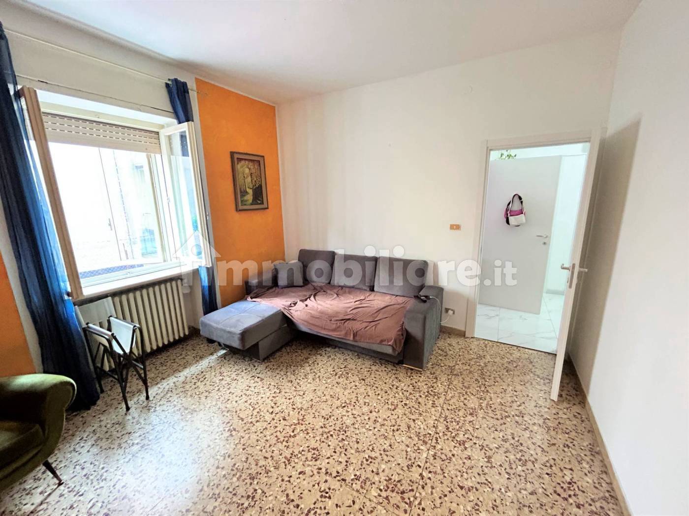 Quadrilocale via Cacciatori Piemontesi, Zona Fiera, Verona