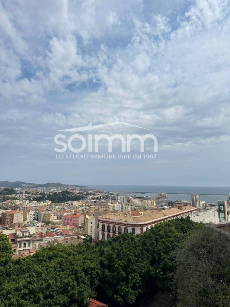 Trilocale via Alberto Lamarmora 13, Castello, Cagliari