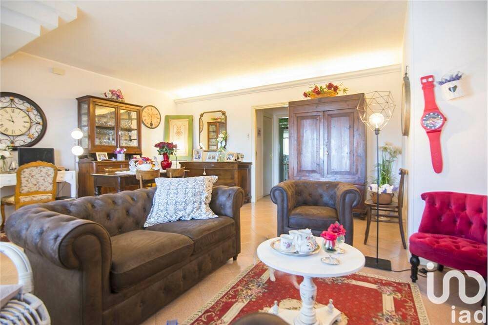 Appartamento via Mattutini 2, Centro, Recanati