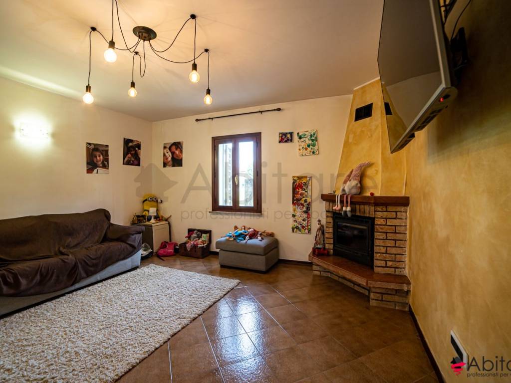 Vendita Villa unifamiliare in via Polon 14 Valvasone Arzene. 206 m² ...