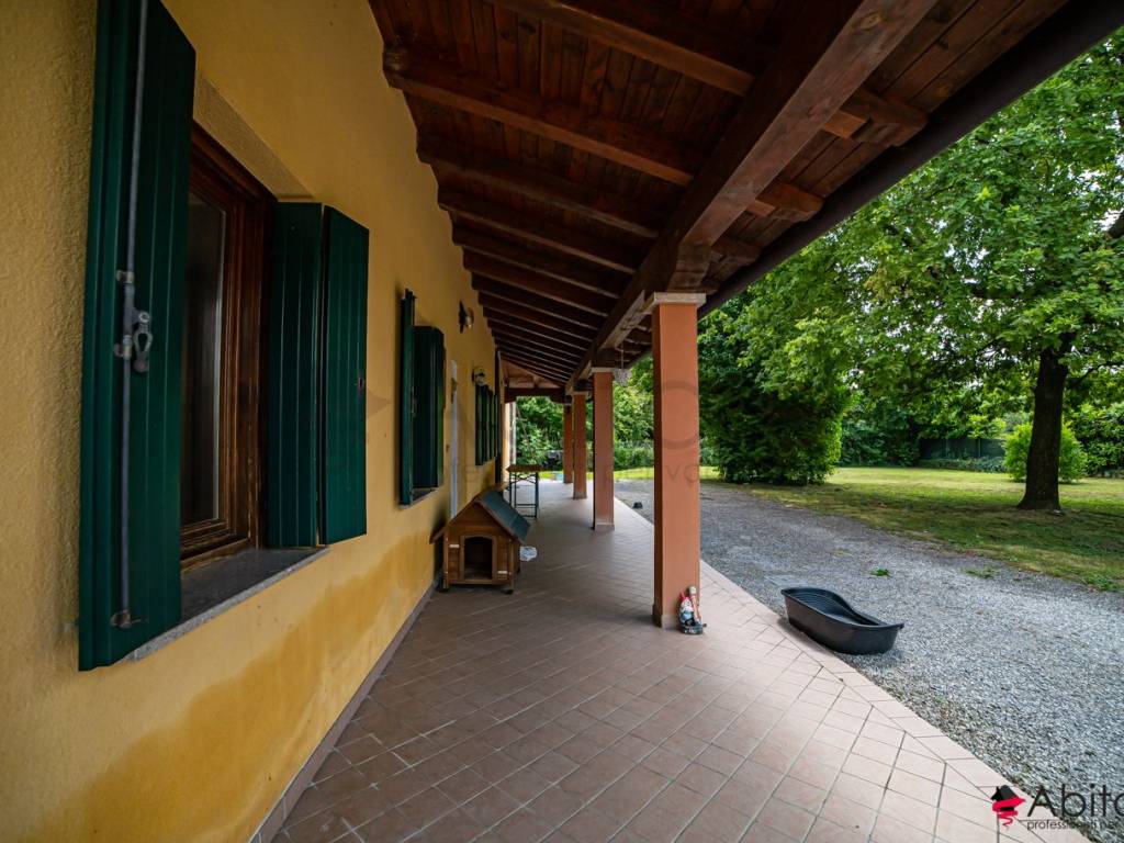 Vendita Villa unifamiliare in via Polon 14 Valvasone Arzene. 206 m² ...