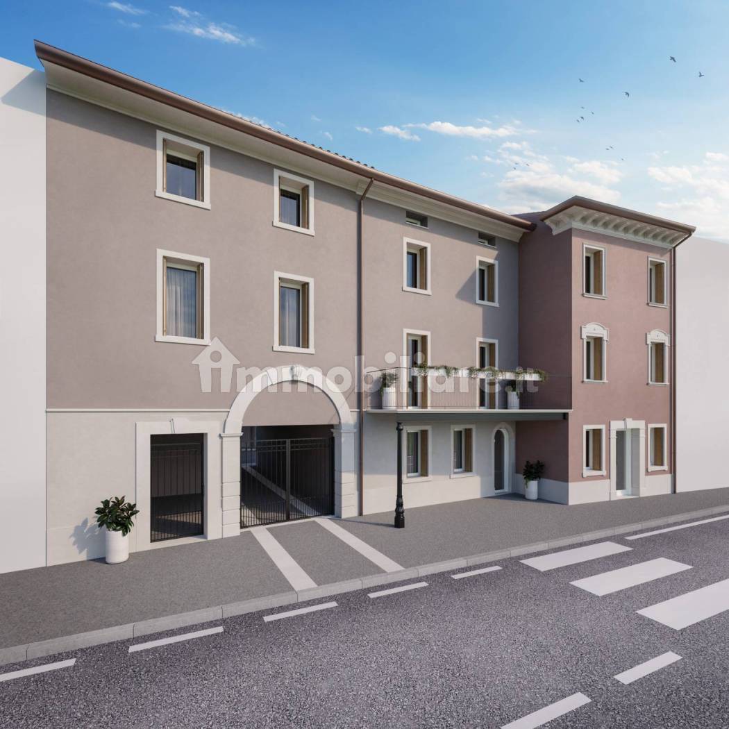 Trilocale via Roma 9, Bussolengo