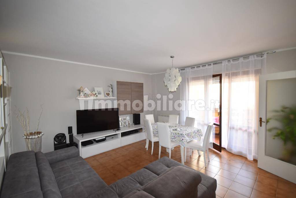 Quadrilocale via Madonnina dei Pagliai, Ripa Pozzi Querceta Ponterosso, Seravezza