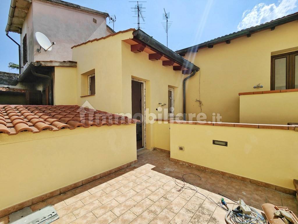 Quadrilocale via Santo Stefano, Centro, Campi Bisenzio