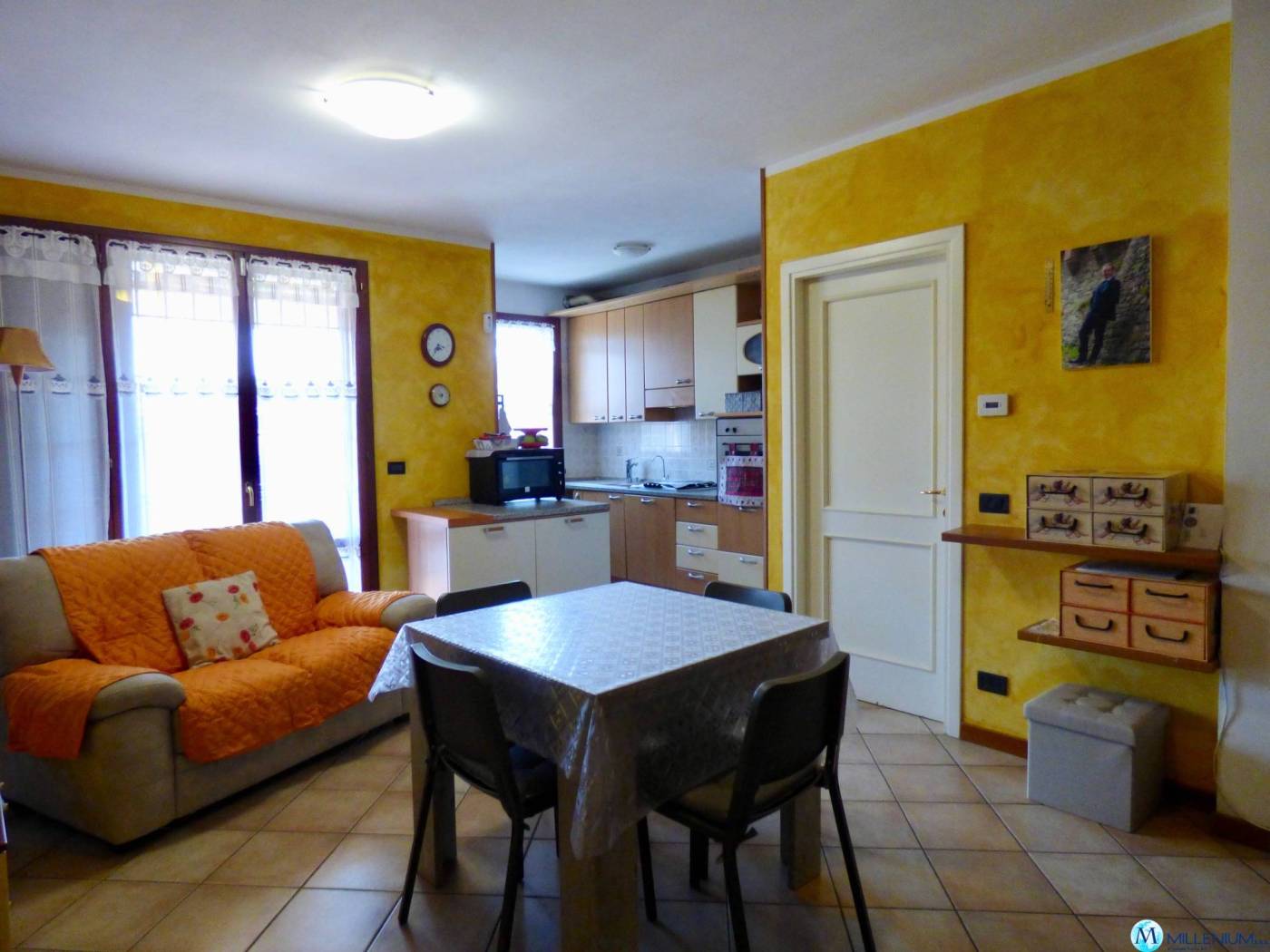 Trilocale buono stato, primo piano, Centro, Castelnuovo Rangone