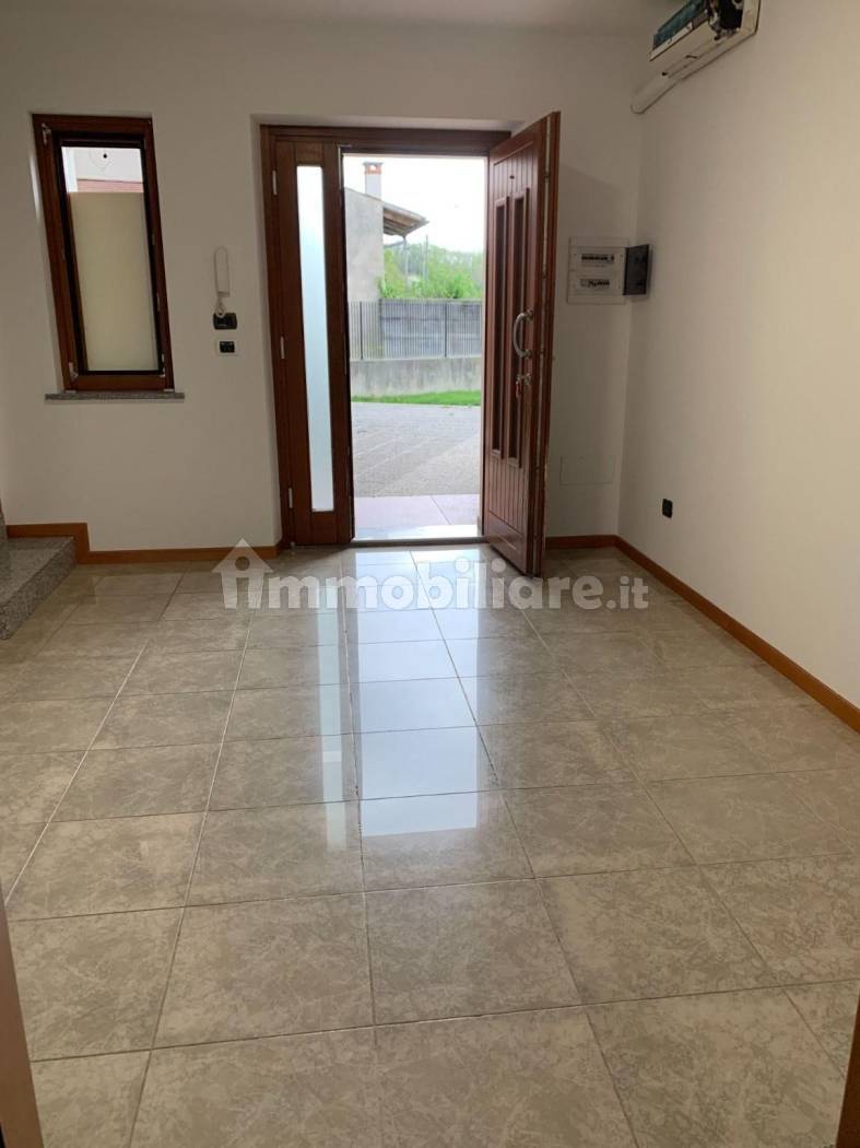 Trilocale buono stato, piano terra, Prestento, Torreano