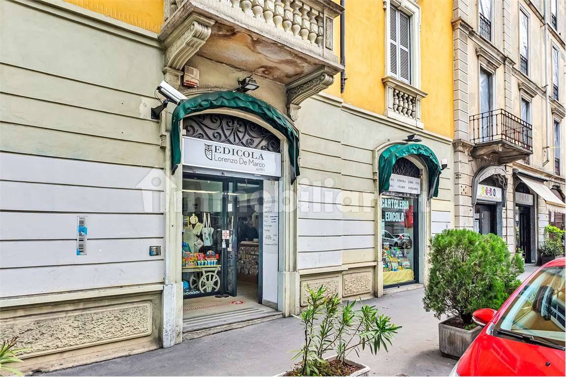 Locale commerciale in Vendita