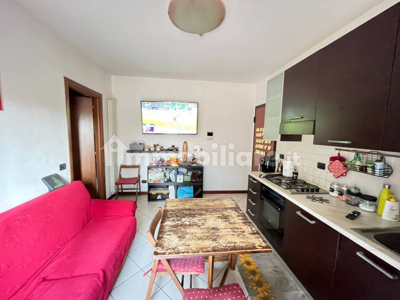 Bilocale buono stato, piano rialzato, Centro, Trecate