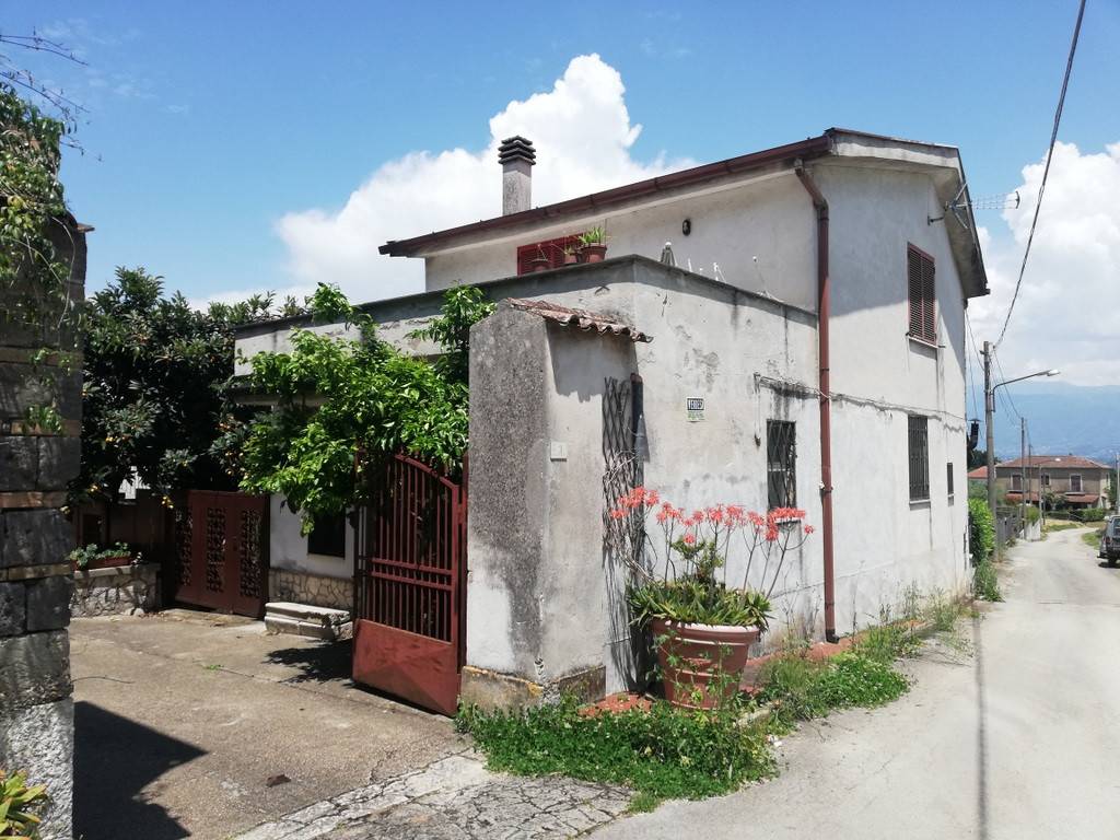 Trilocale via Pasquale Nicola di Lorenzo 29, Alvignano