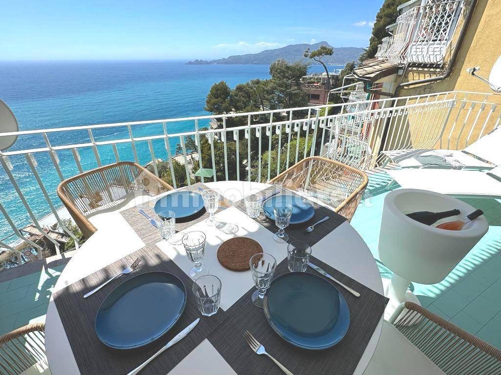 Trilocale Località Tigullio Rock's, Bacezza, Le Grazie, Sant'Andrea di Rovereto, Chiavari