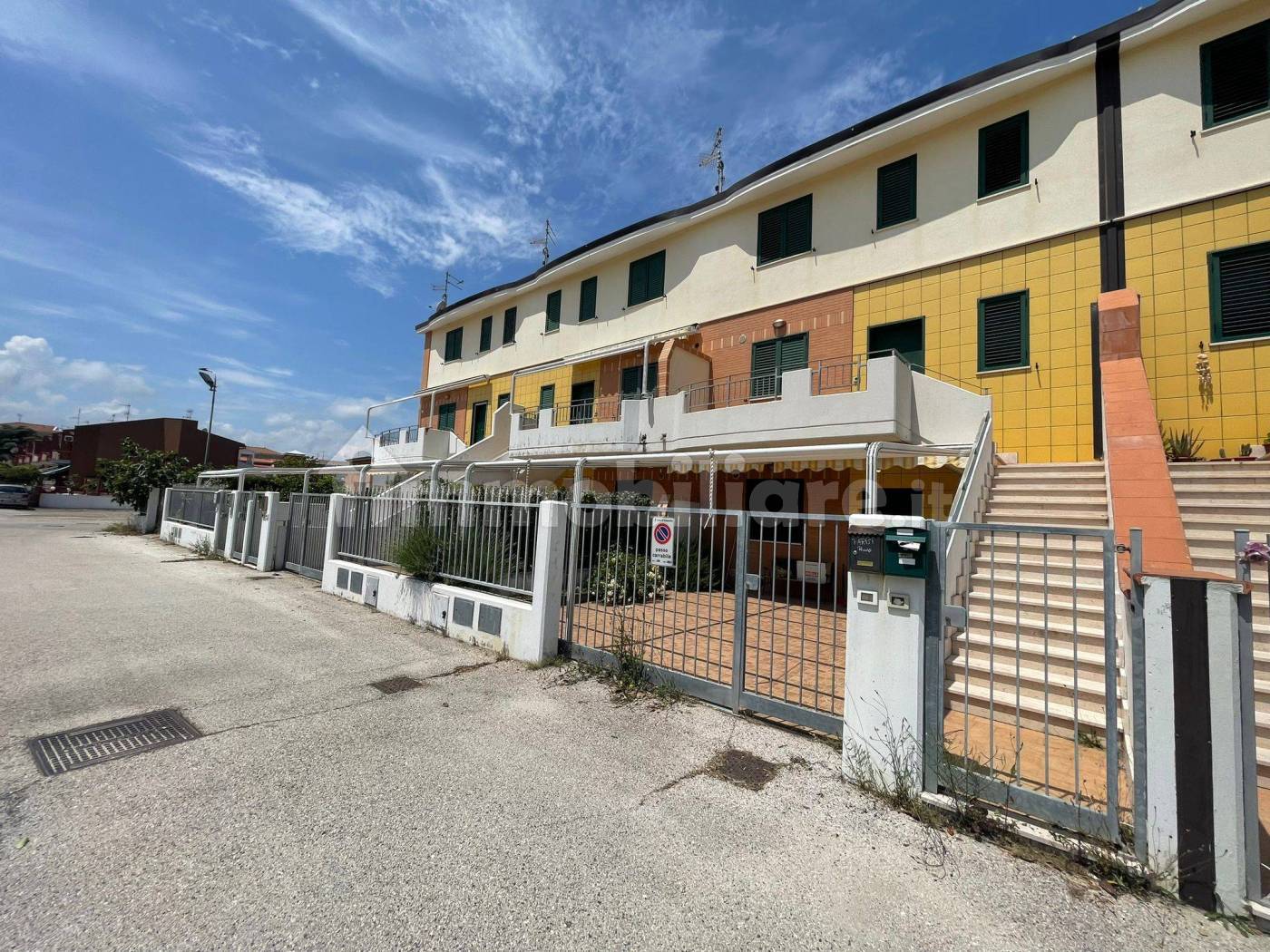 Appartamento nuovo, primo piano, Lido Campomarino, Campomarino