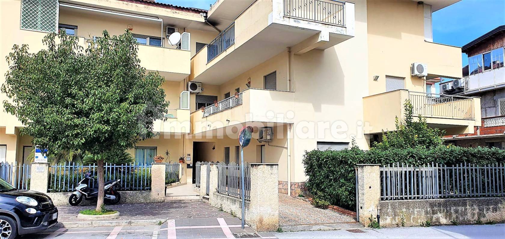 Trilocale via Monte Nevoso 28, Centro, Torregrotta