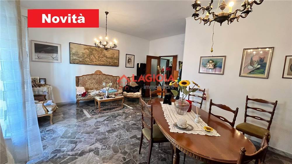 Trilocale via Papa Giovanni XXIII 29, Capurso