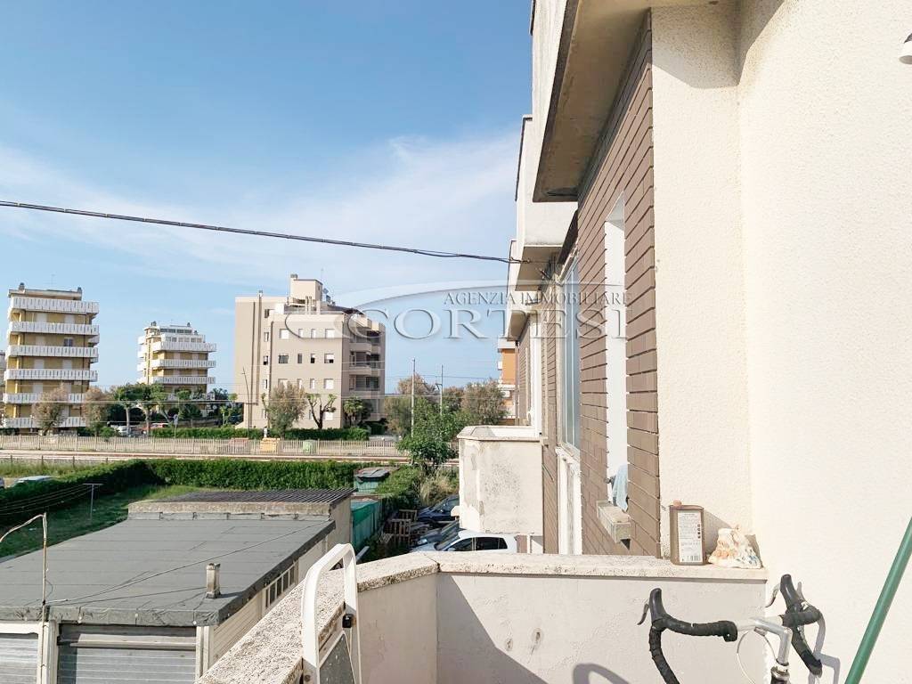 Bilocale buono stato, primo piano, Torrette - Ponte Sasso, Fano