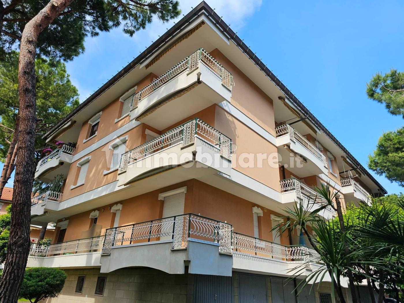 Trilocale via Bigarella, Centro, Bordighera