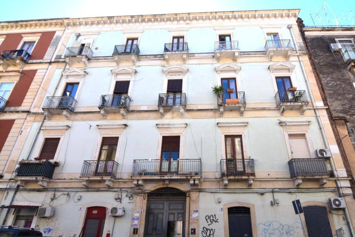 Trilocale via Giordano Bruno 102, Corso Sicilia - Fiera, Catania