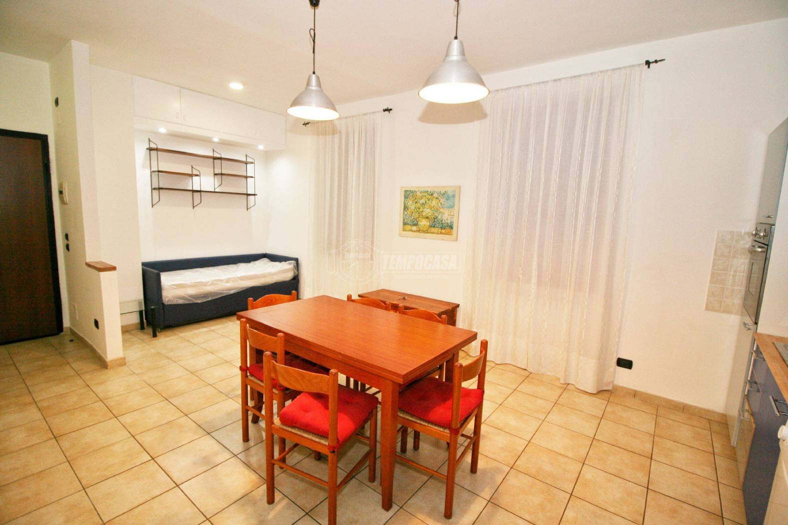 Bilocale via Scrima 95, Piano, Ancona