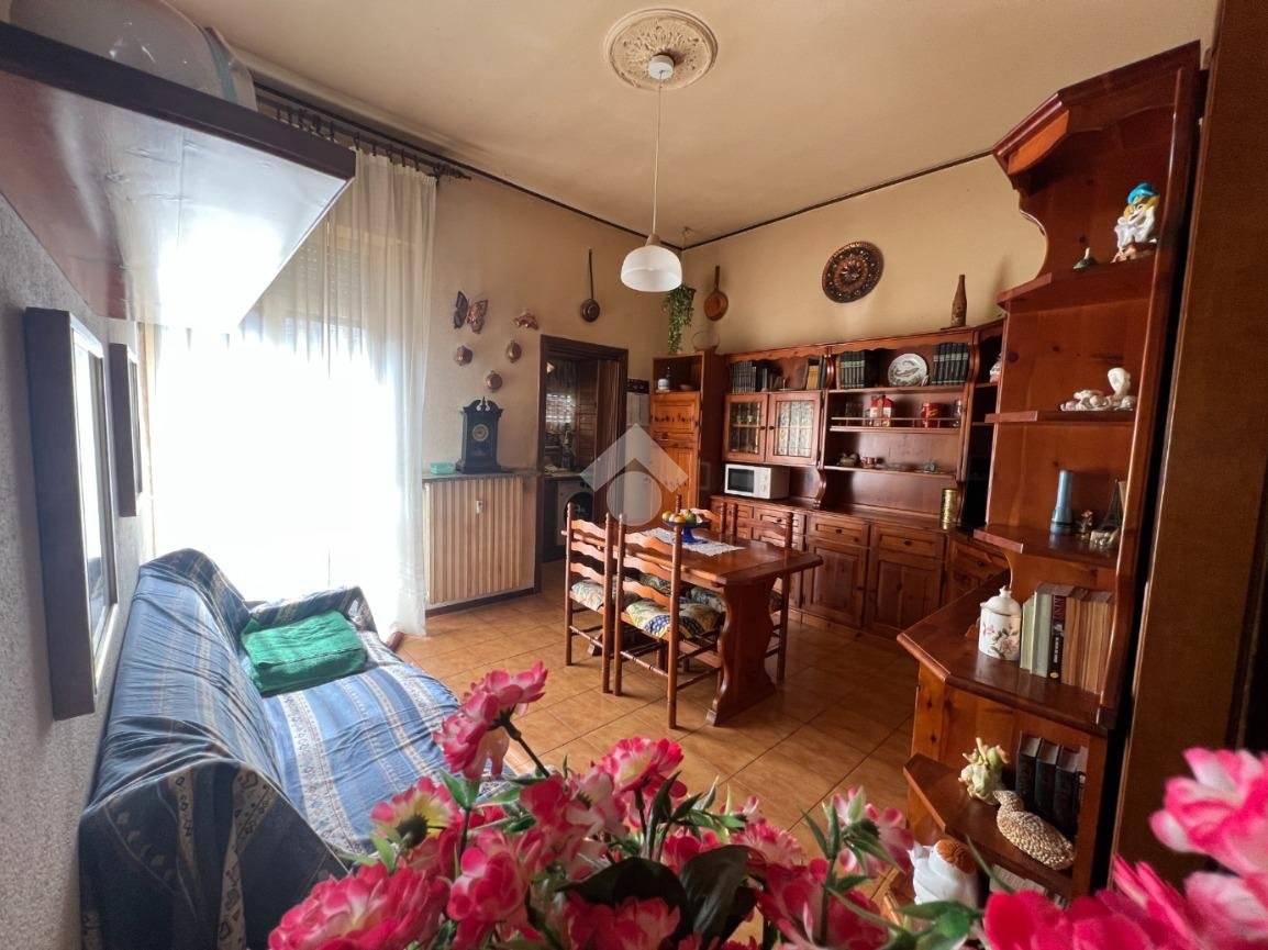 Trilocale via fogazzaro 7, Regina Pacis - Borsa, Monza