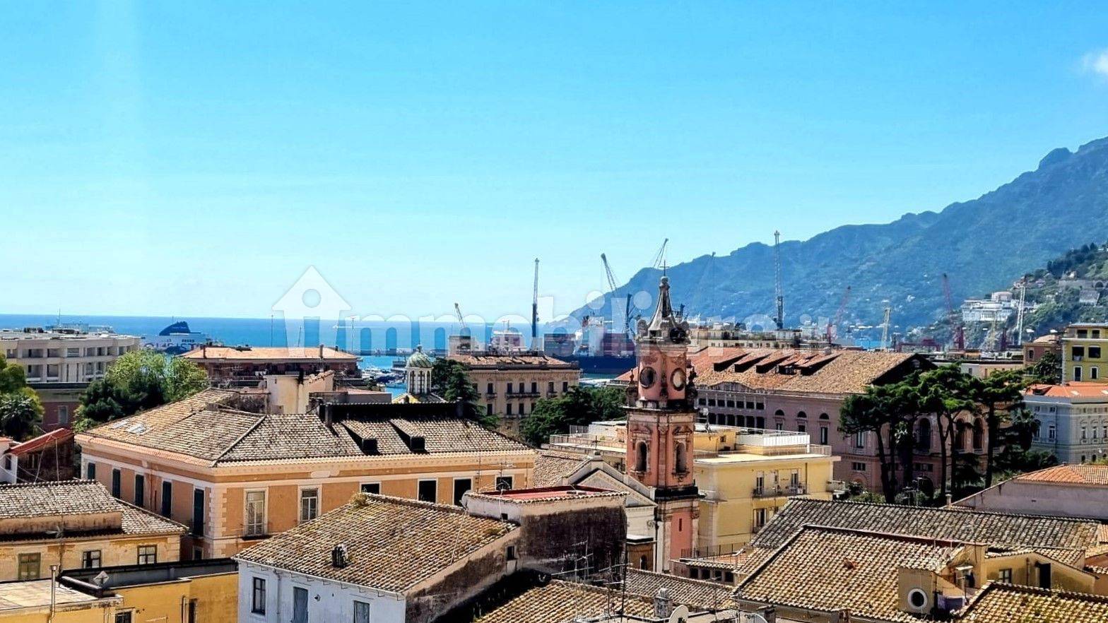 Appartamento via Torquato Tasso, Centro Storico - Teatro Verdi, Salerno