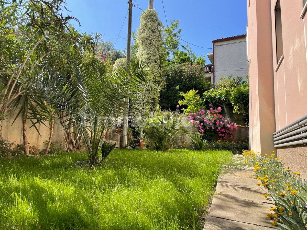 Quadrilocale Strada Colle Scorrano, 50, Colle del Telegrafo - Colle Scorrano, Pescara