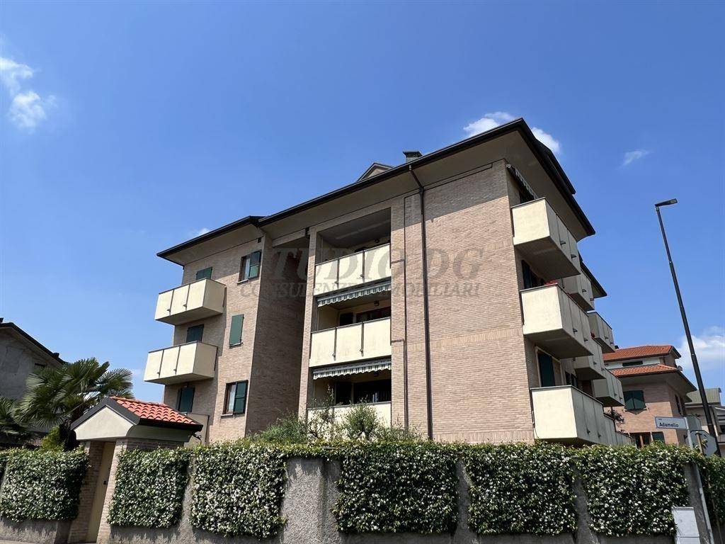 Trilocale via Fiume, Centro, Limbiate