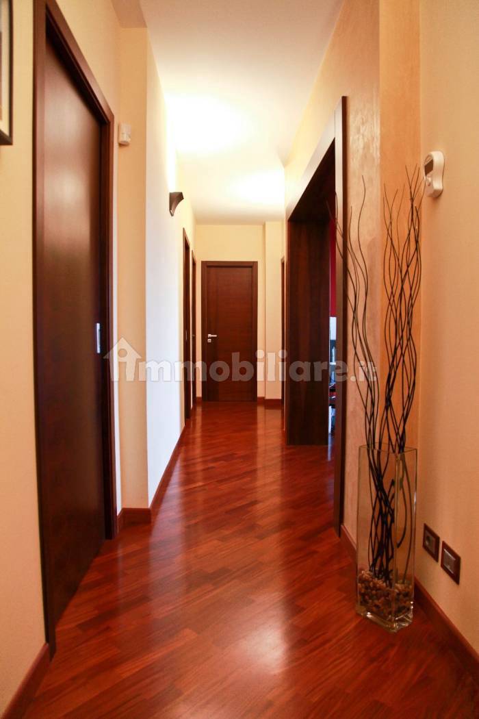 Quadrilocale via Sacro Cuore 87, Centro, Modica