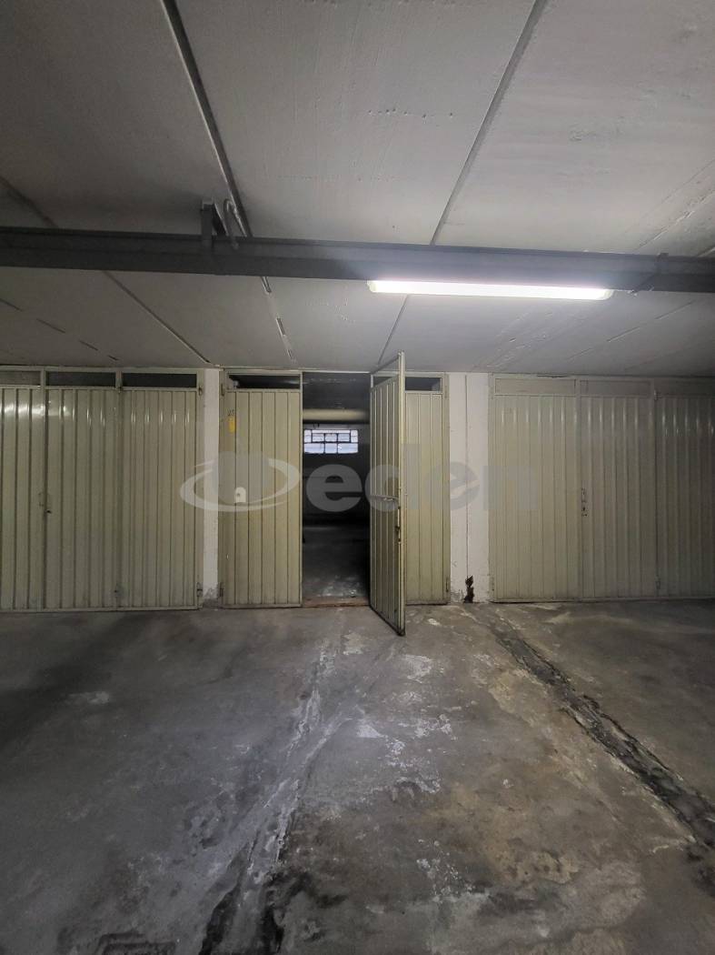 Garage - Box in Vendita