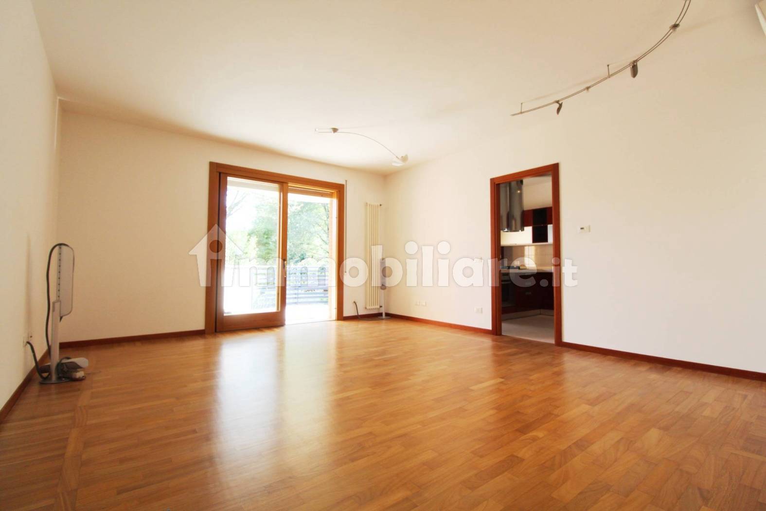 Appartamento via Ticino, Viale Trieste - Villaggio dei Fiori, Vicenza