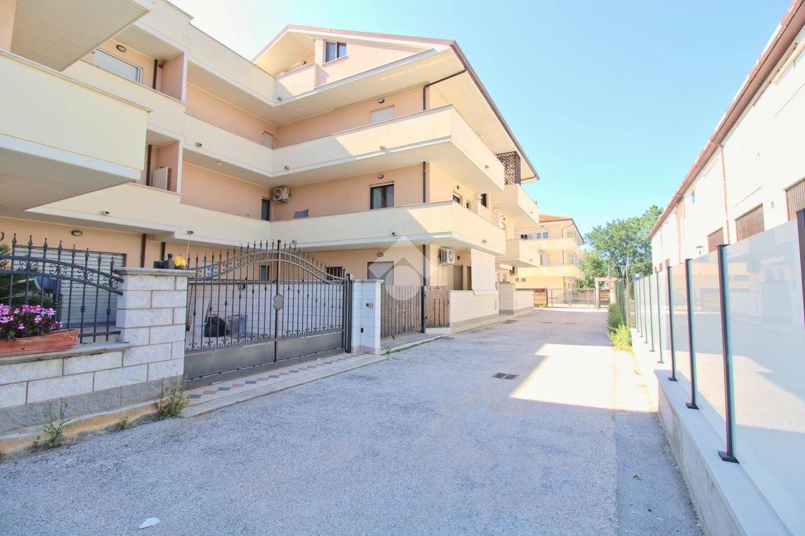 Trilocale via puccini 25, Sambuceto, San Giovanni Teatino