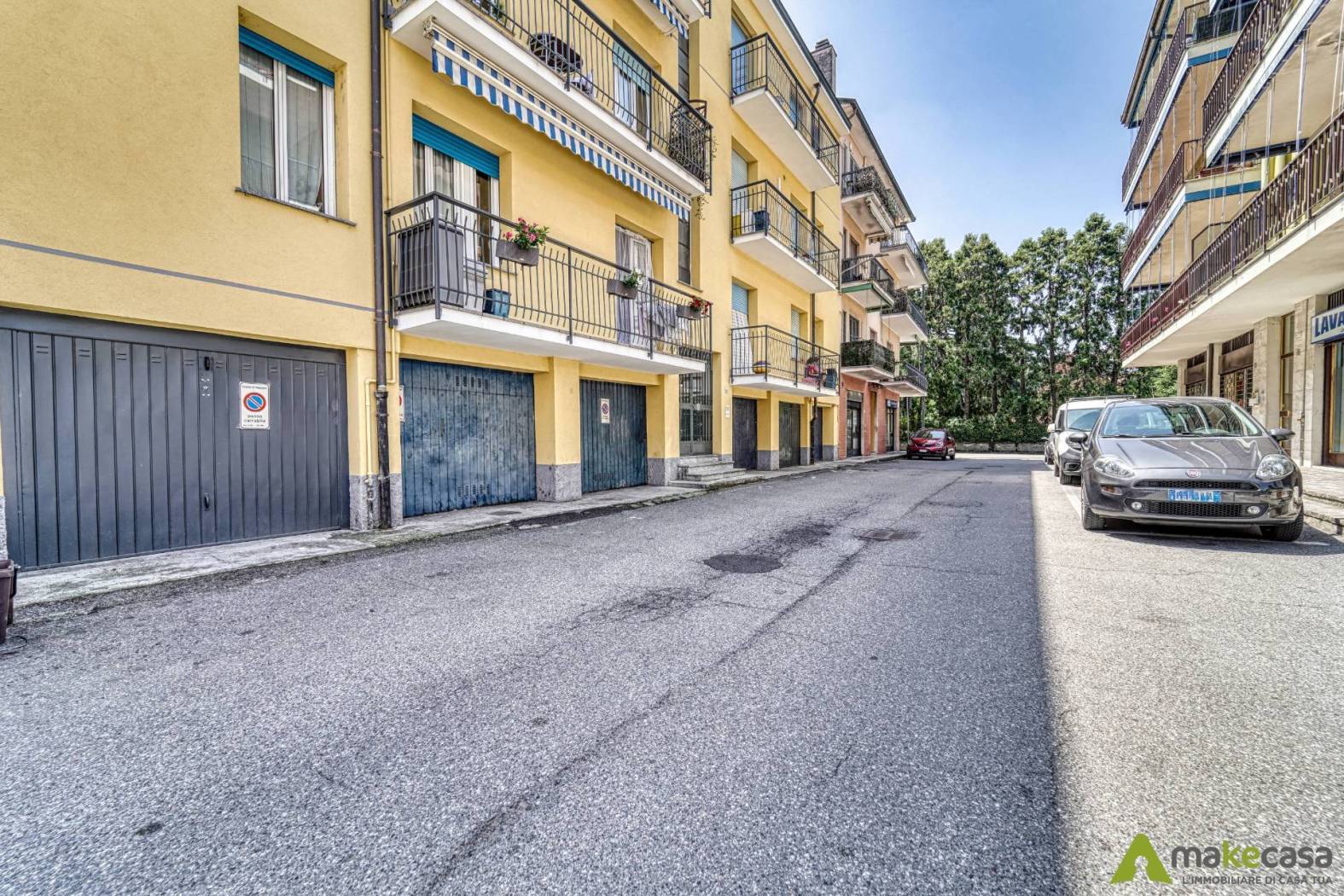 Trilocale via Pellico 14, Centro, Mulazzano