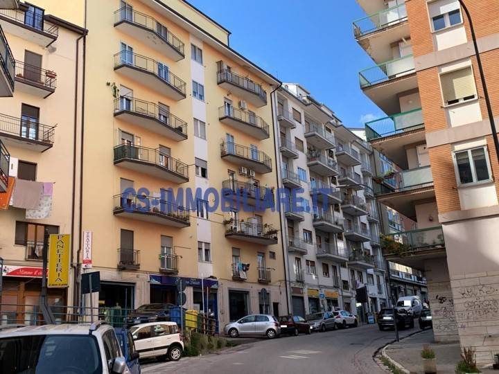 Quadrilocale via Vaccaro - via Dell'Edera, Centro, Potenza